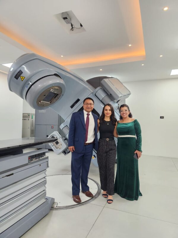 Los Altos Radiotherapy Center Introduces Region's First Linac